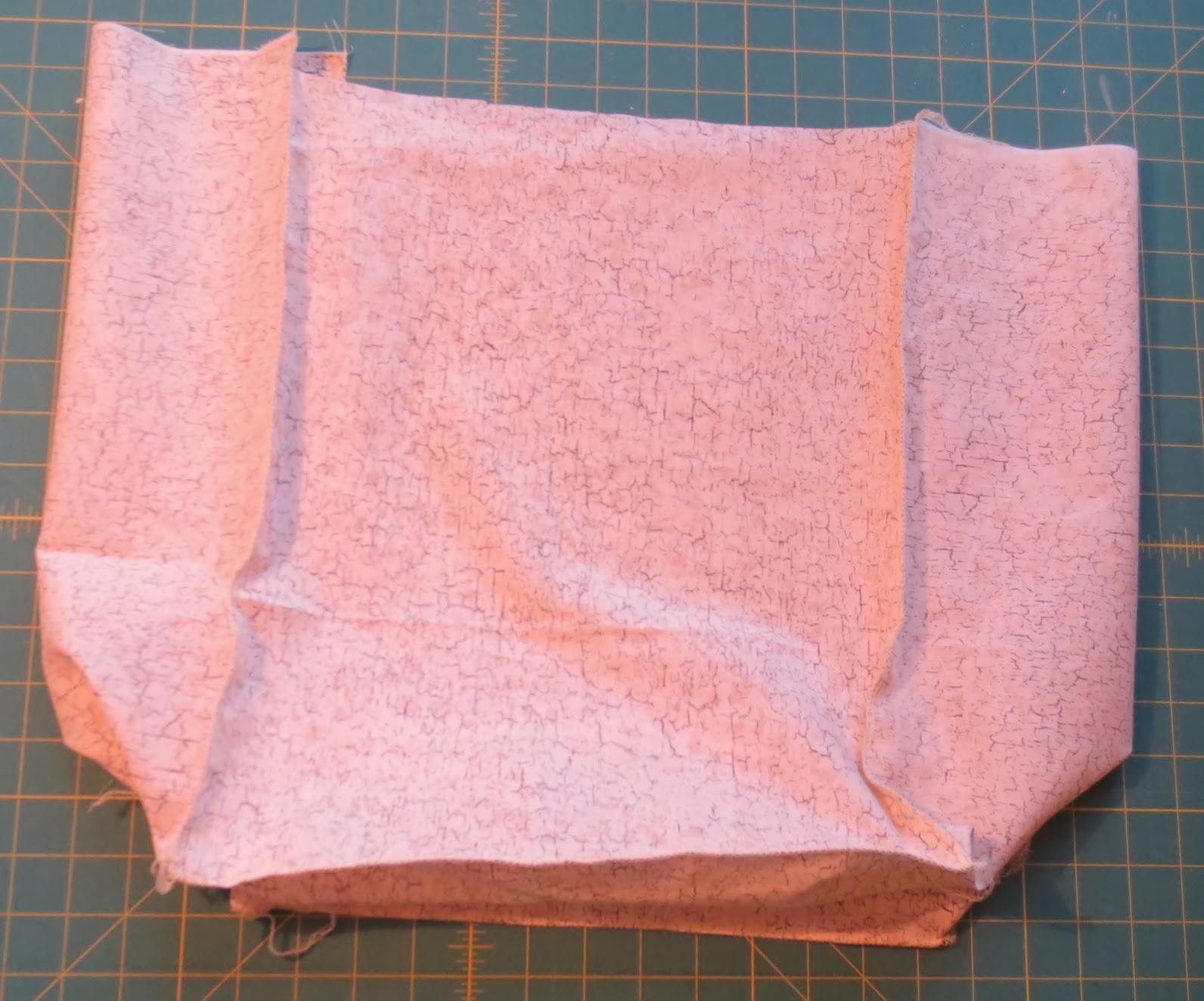 TheElegantArtist: DIY: Boxy Grocery Tote