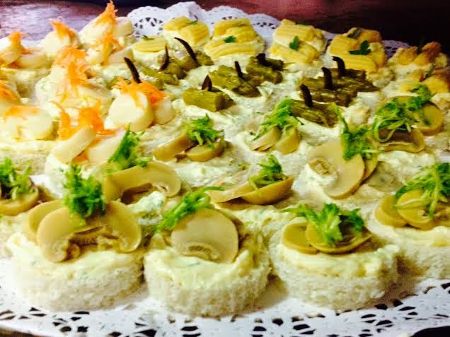 MICHEL'S, Elaboracion de productos de cocteleria y más...: CANAPES