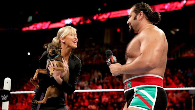 RAW NEWS - Hadiah Rusev untuk Summer Rae - WWE Indonesia