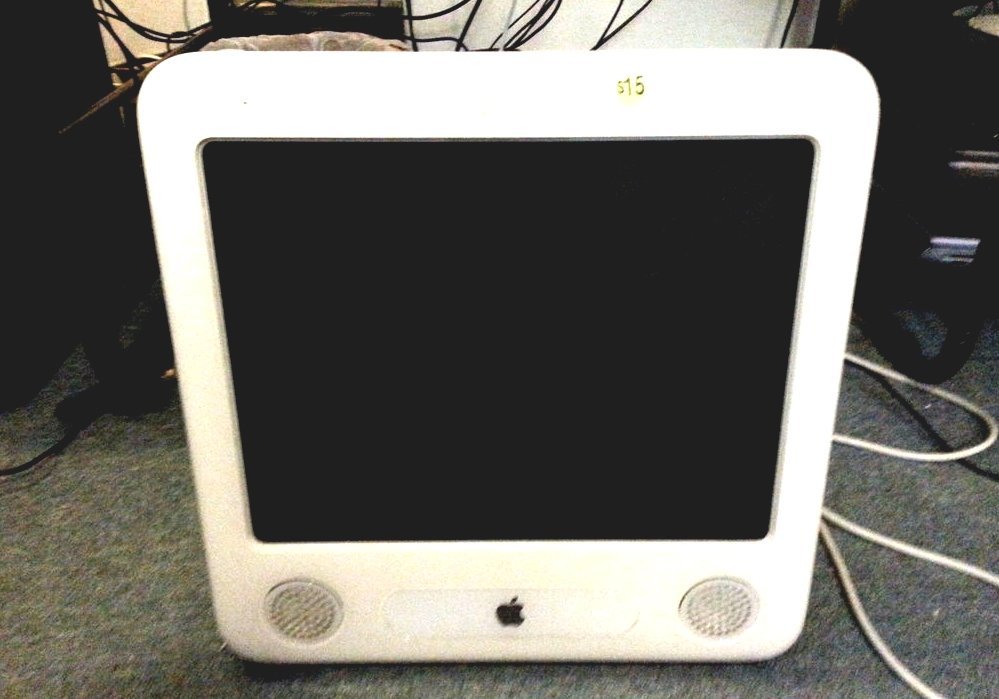 EMac - Apple Emac Computer