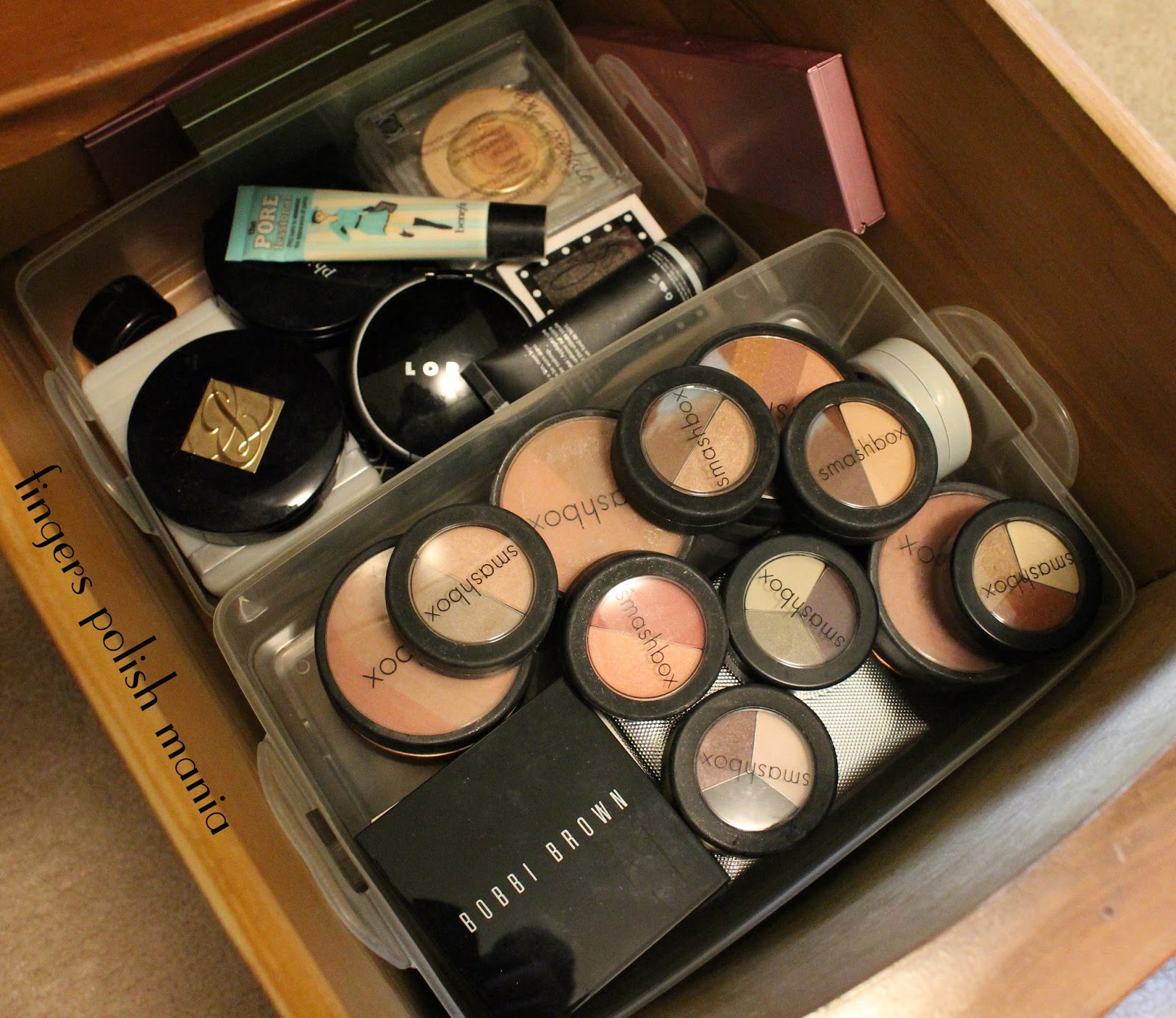 fingers polish mania: My Makeup Stash Part Two