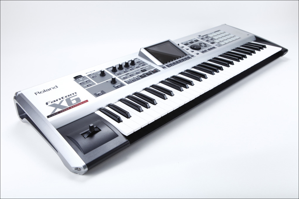 MATRIXSYNTH-B: Roland Fantom X6 Synthesizer