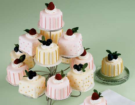 Golden Horse Catering: Mini Tortas