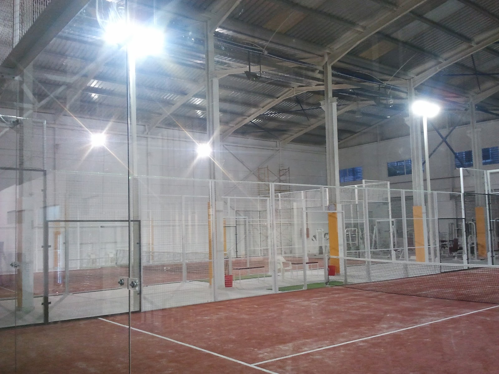 DISILED,S.L: Las fotos con la iluminación Led del Padel Interclub Meliana