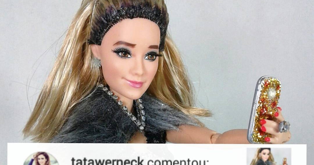 BONECOS DO BABY: Tatá Werneck curte sua boneca e posta foto no Instagram
