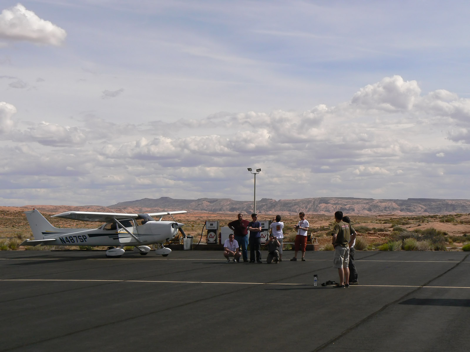three / point / landing: Far West 2009