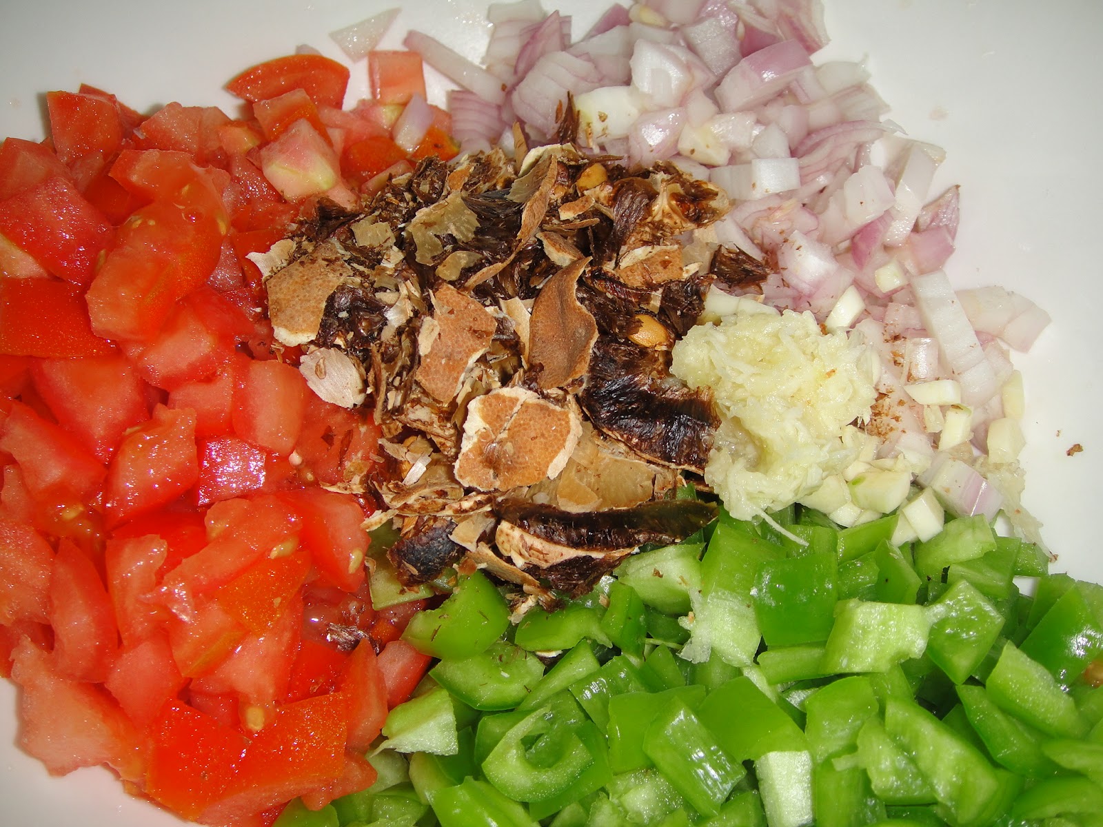 Maryam's Culinary Wonders: 180. Iraqi Whole Fish in Pomegranate Molasses