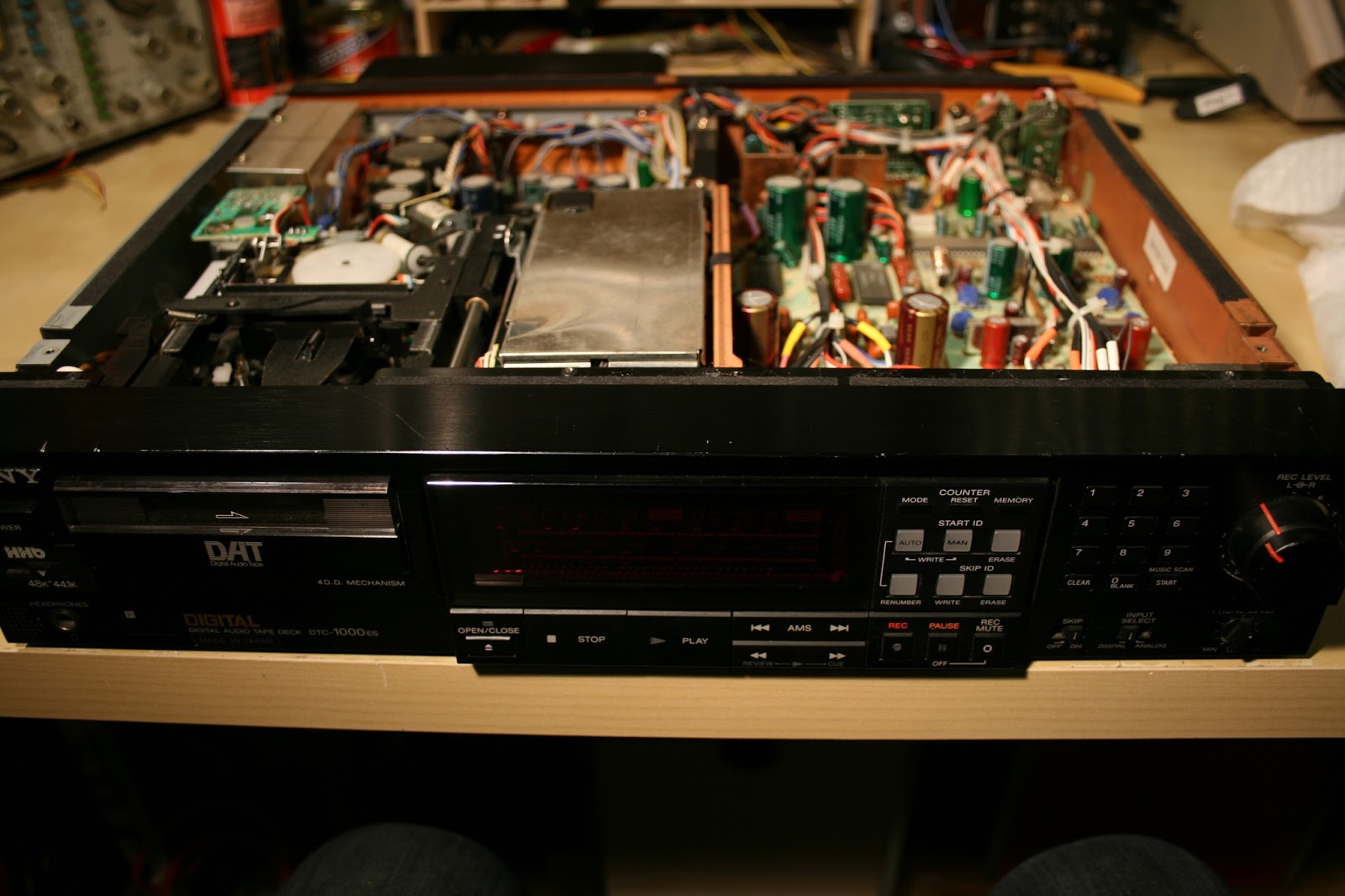ESPRITAUDIO: Sony DTC-1000ES Digital Audio Tape DAT with Sony CX20018 ...