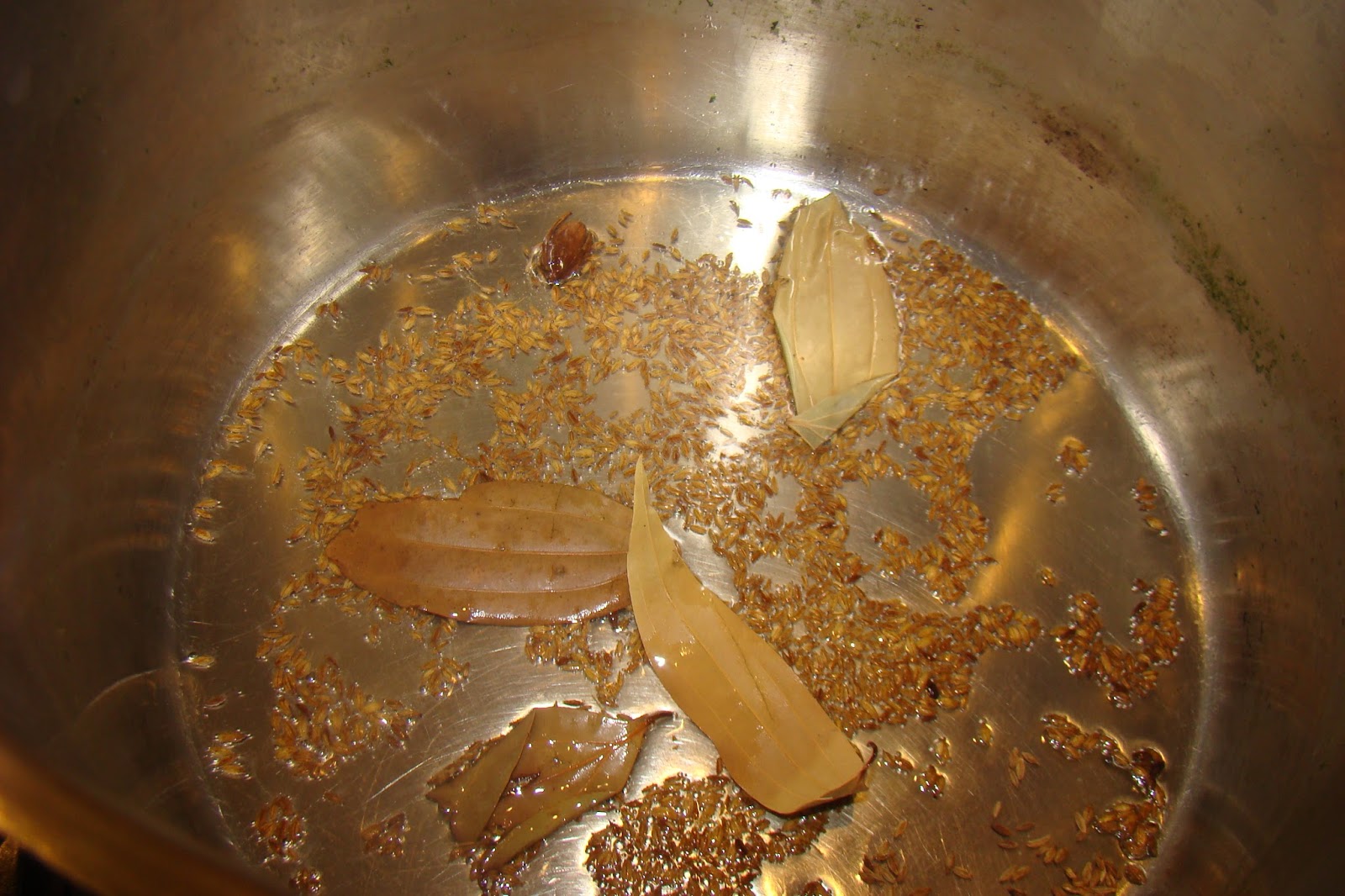 My Favorite Recipes Collection: Kale and Whole Urad Beans Curry