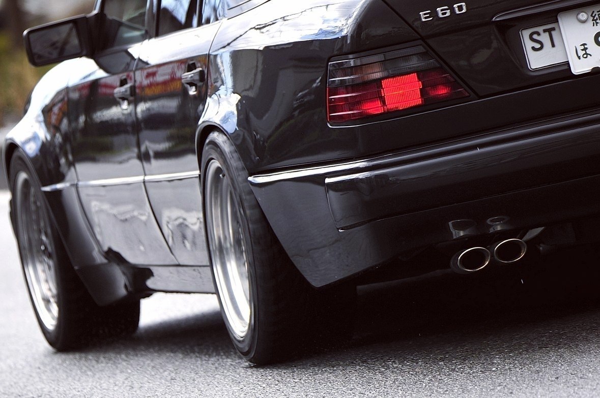 Mercedes-Benz W124 E60 AMG JAPAN | BENZTUNING