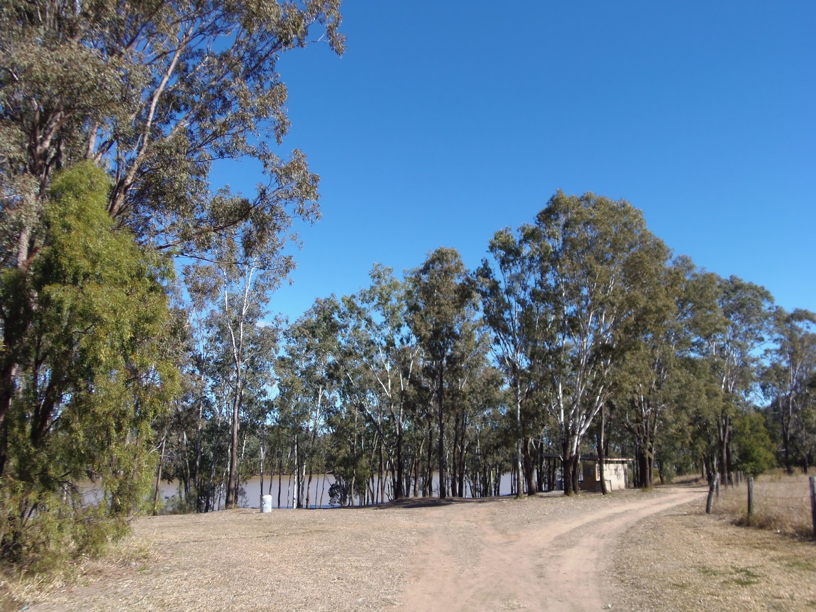 Solo Steve On The Road: GLEBE WEIR at TAROOM Qld