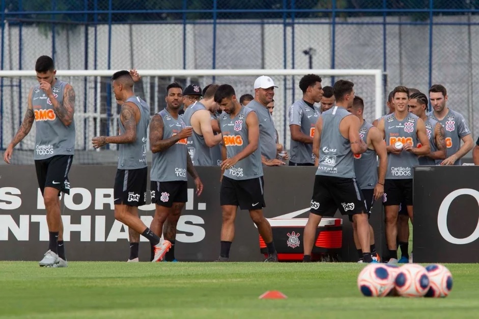 Coronavírus: Corinthians prorroga férias do elenco