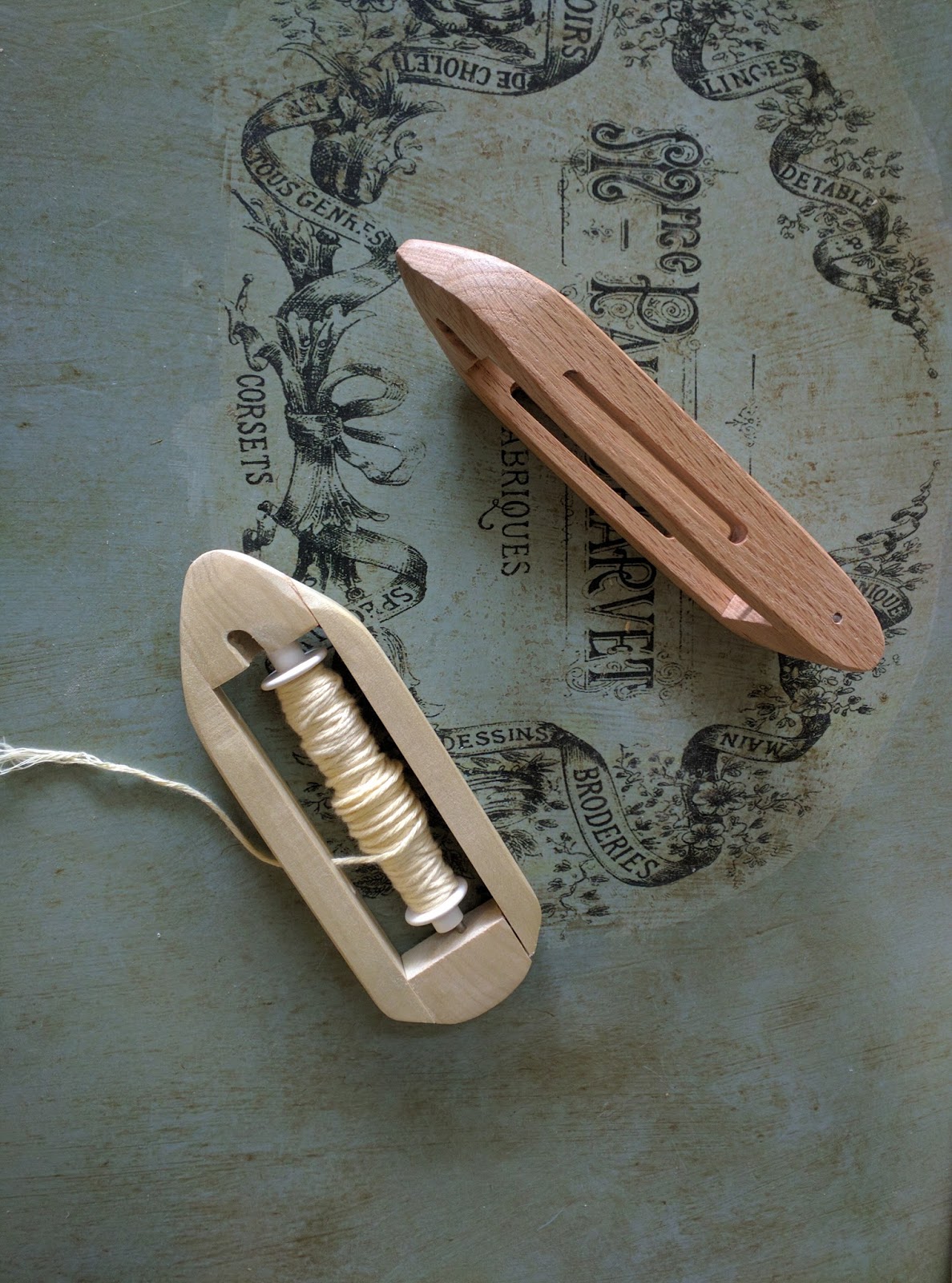 She's just a girl who creates...: Handmade Rigid Heddle Yarn shuttle