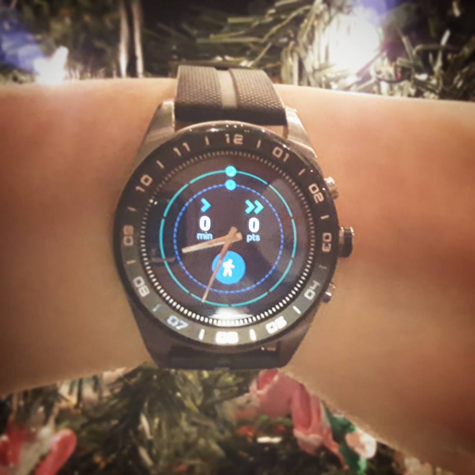 LG W7 Smartwatch: Must Have for the Holidays | Wrapped Up N U