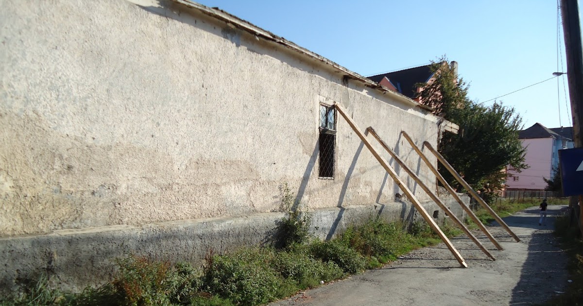 Apollo Blog: Atentie, cad cladiri!