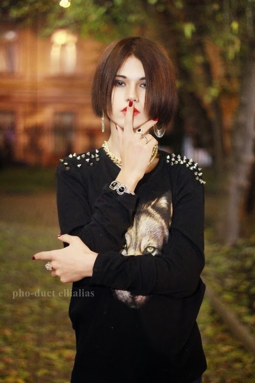 Mishel Mood - Today's Androgynous Guy