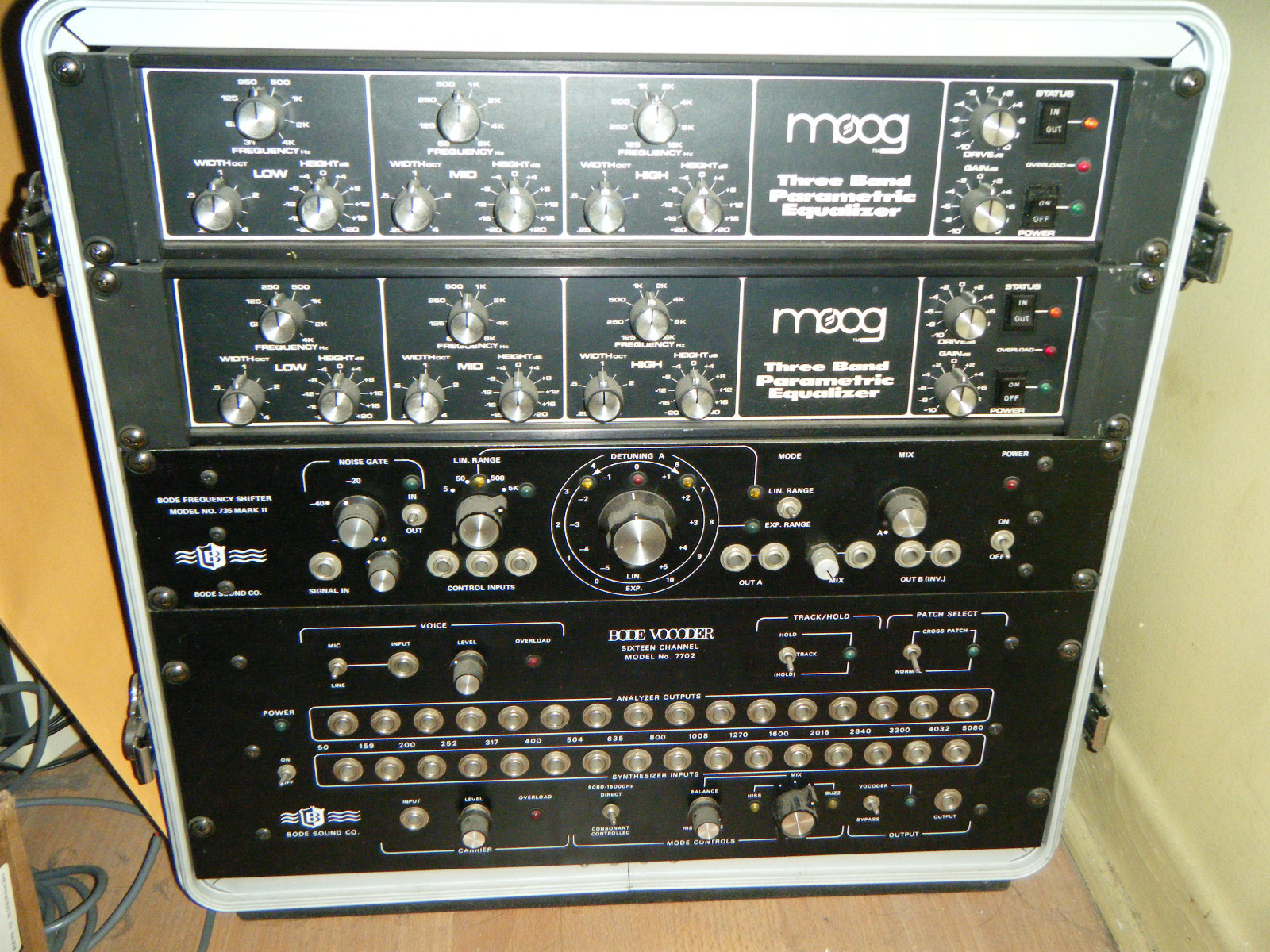 MATRIXSYNTH: Vintage MOOG SIGNAL PROCESSORS