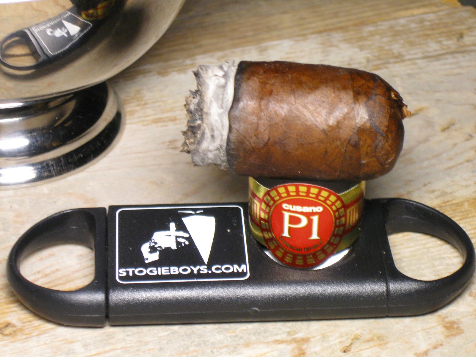Shaggy Feetz® Cigar Blog: Cusano P1 Maduro 606 (6x60) and Churchill (7 ...