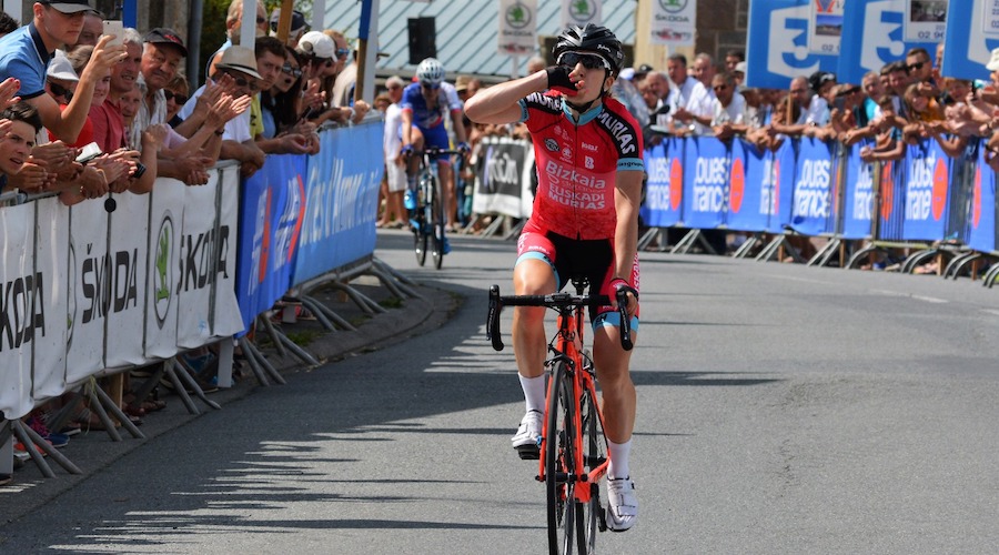 Dani Christmas triunfa en Bretaña - Rueda Lenticular