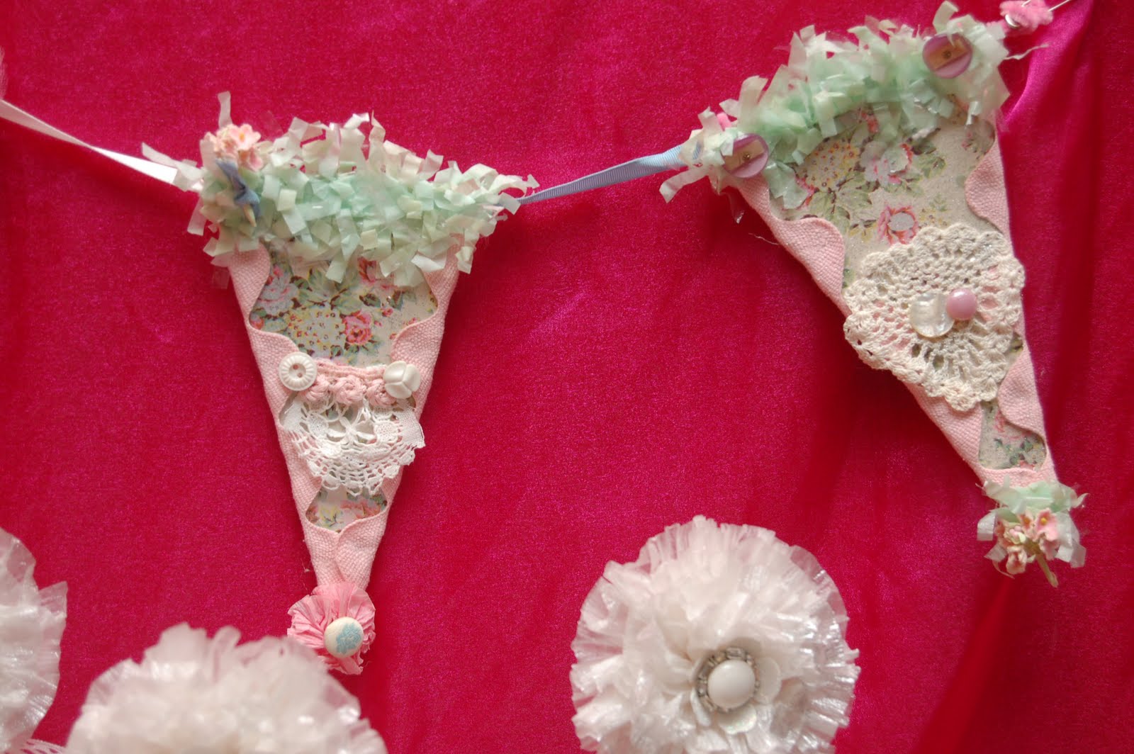 Maddyson's Lane: Vintage Cupcake Toppers & Banner