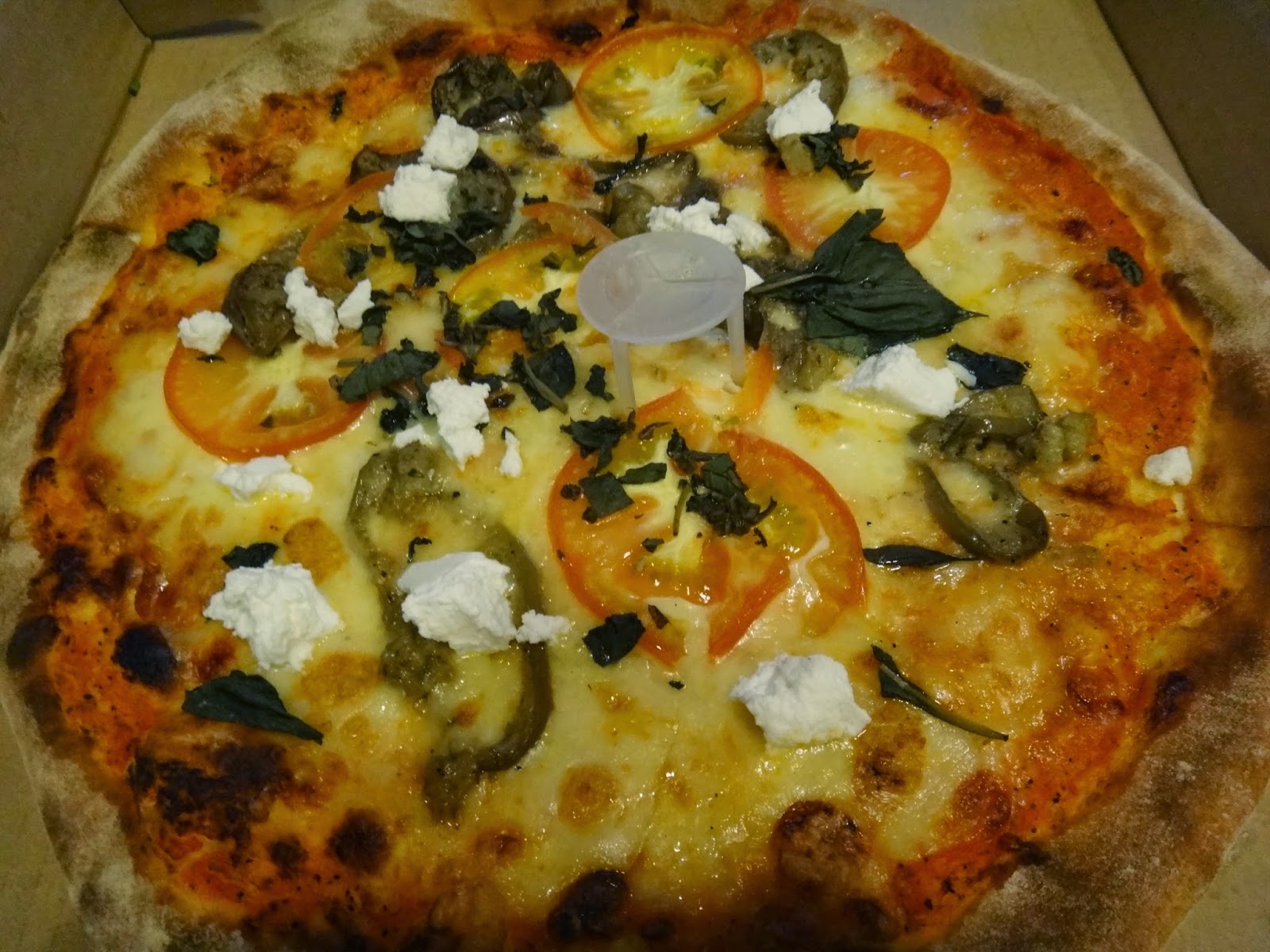 Fresh From the Foodies' Mouth!: Crosta Pizza: a great alternative to ...