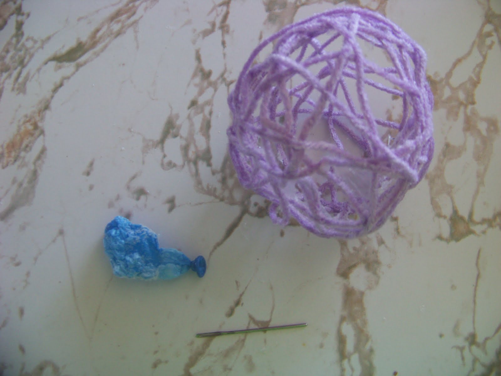Balloon String Ball