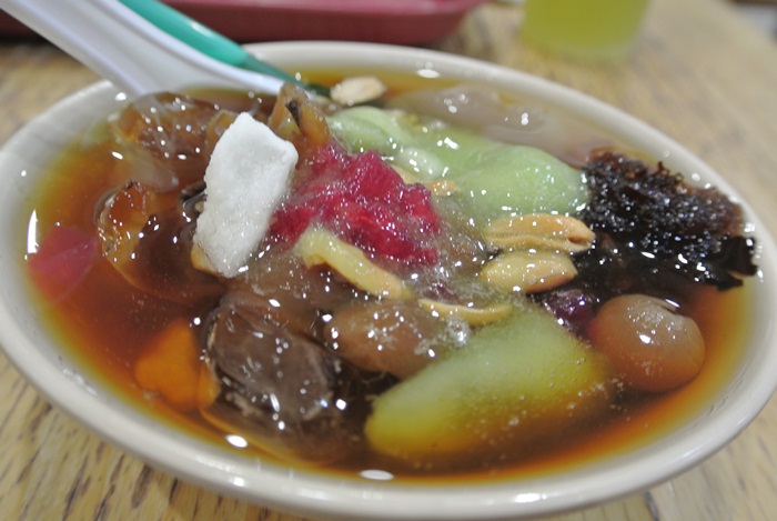 Alaa~ si Datin tuu !: Lychee Kang oi!