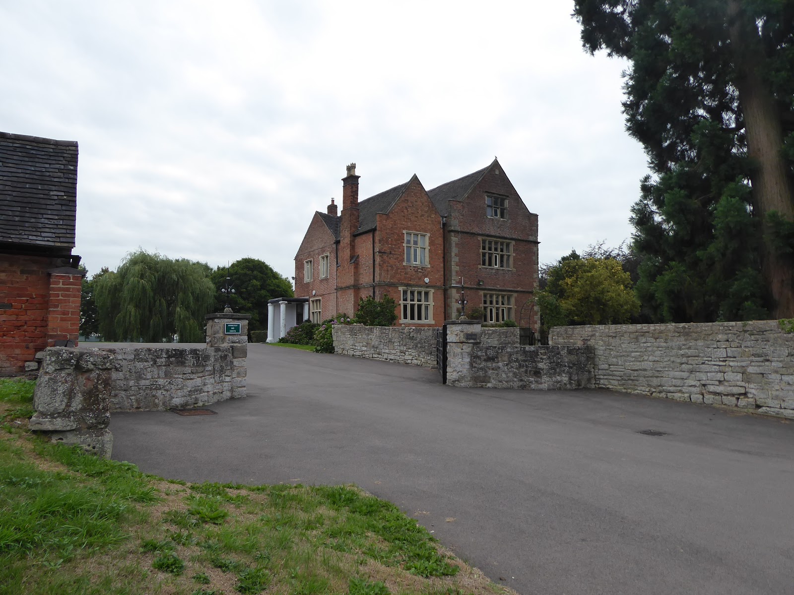 Alone Beneath The Sky: Leicestershire Round #7 - Sutton Cheney to ...