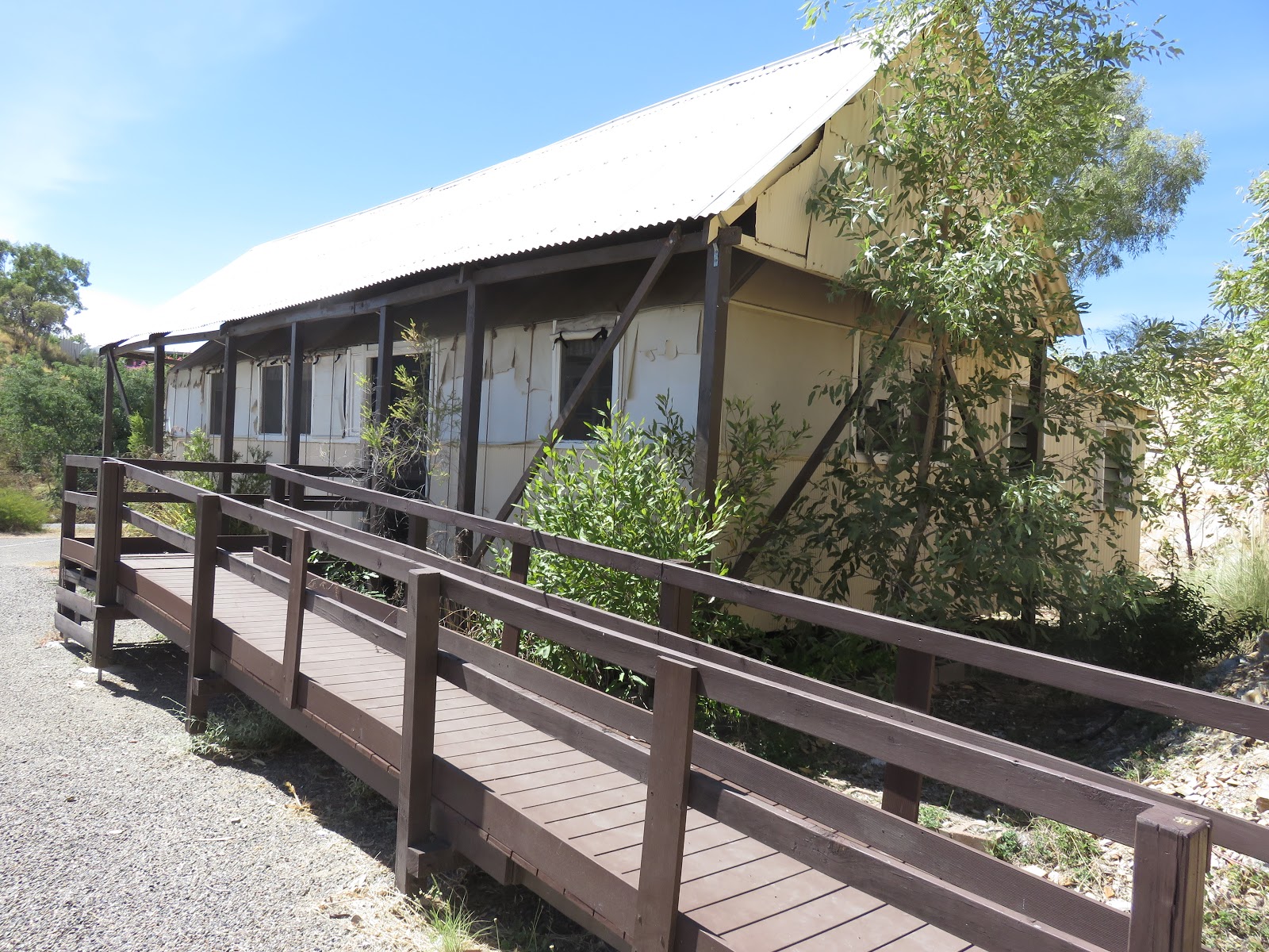 4WD Tracks Mount Isa: Underground Hospital Mount Isa