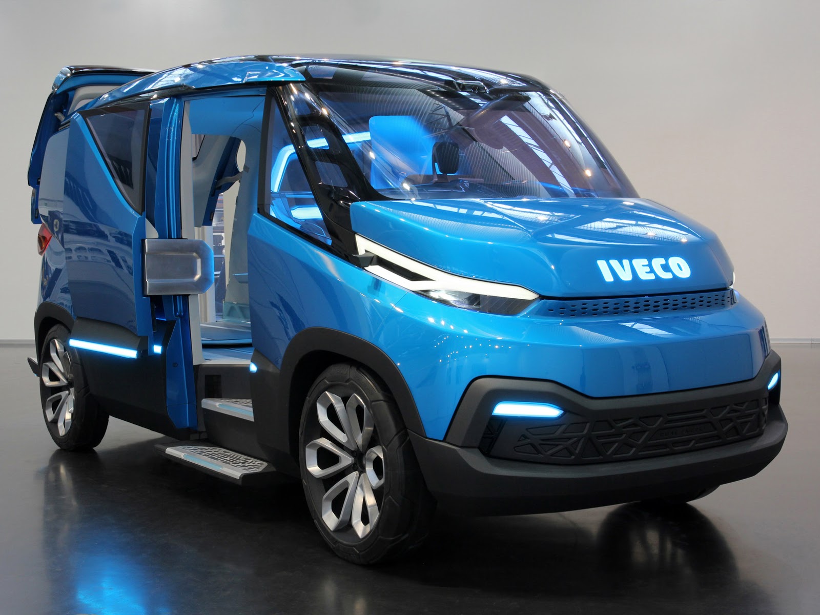 Wouldn’t it be Great if All LCV’s Looked as Cool as Iveco’s Vision ...
