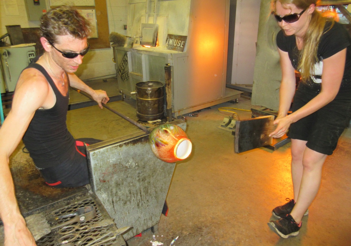 Dumpdiggers: Glassblowing with Eric Davy, Funerary Glass Artist in Toronto