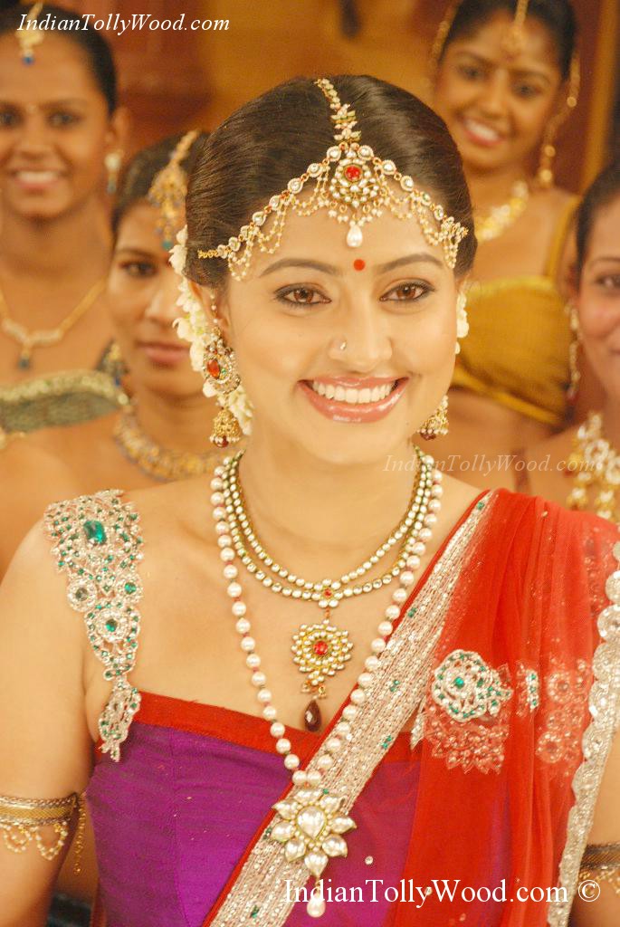 Sneha Latest Saree Photos Stills | Songs By Lyrics