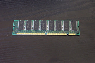 HARDWARE BASICO: MEMORIA RAM