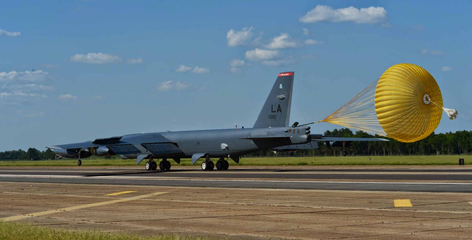 MIRAGEC14: USAF B-52 Flew a Nonstop Surveillance Mission Over Panama Canal