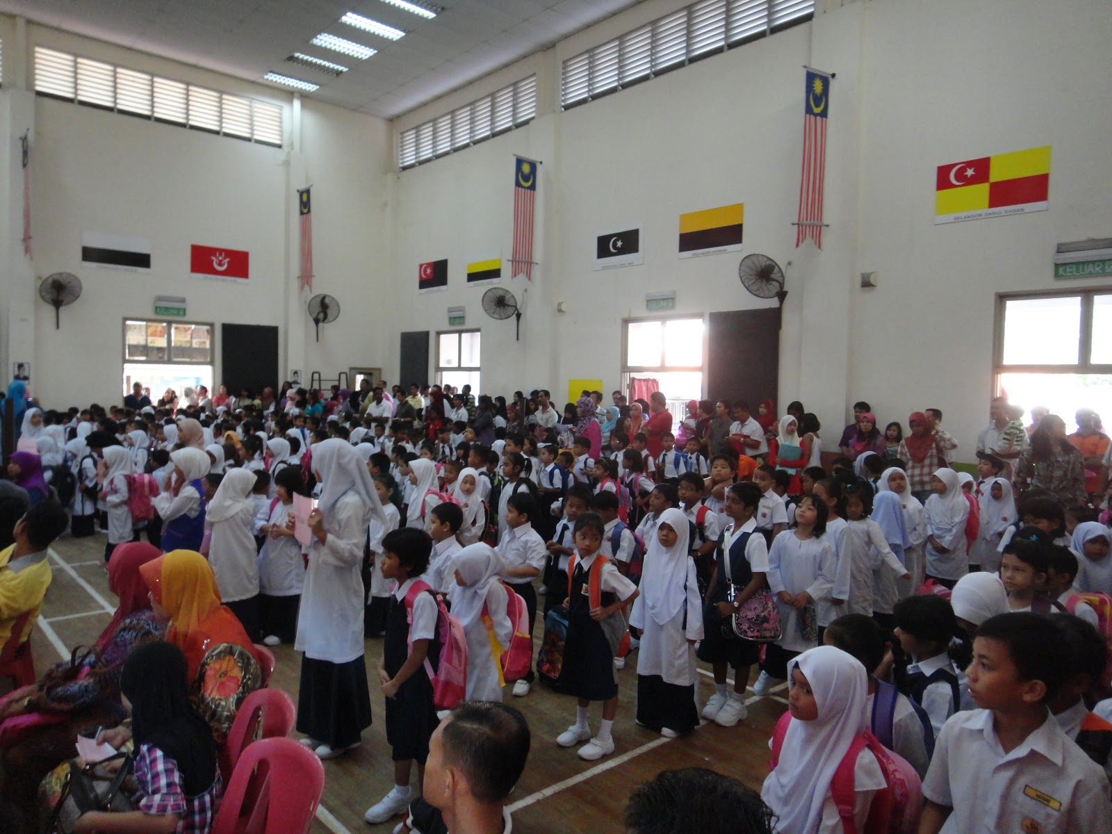 BULETIN SK BUKIT RIMAU: HARI ORIENTASI TAHUN 1