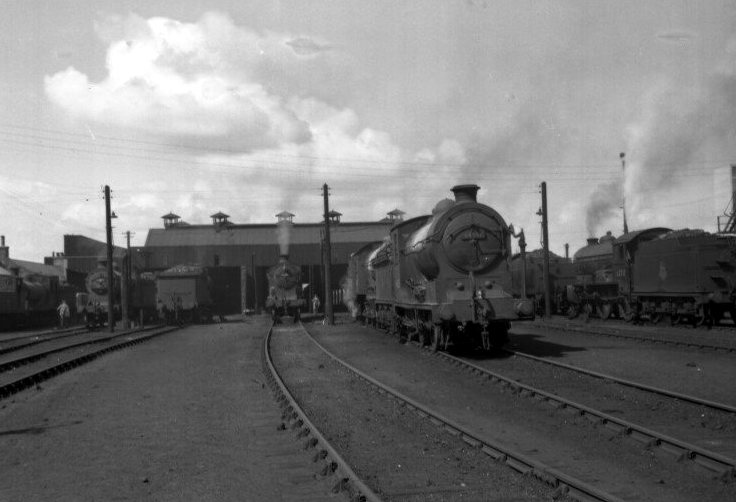 Tour Scotland: Old Photographs Railway Station Thornton Scotland