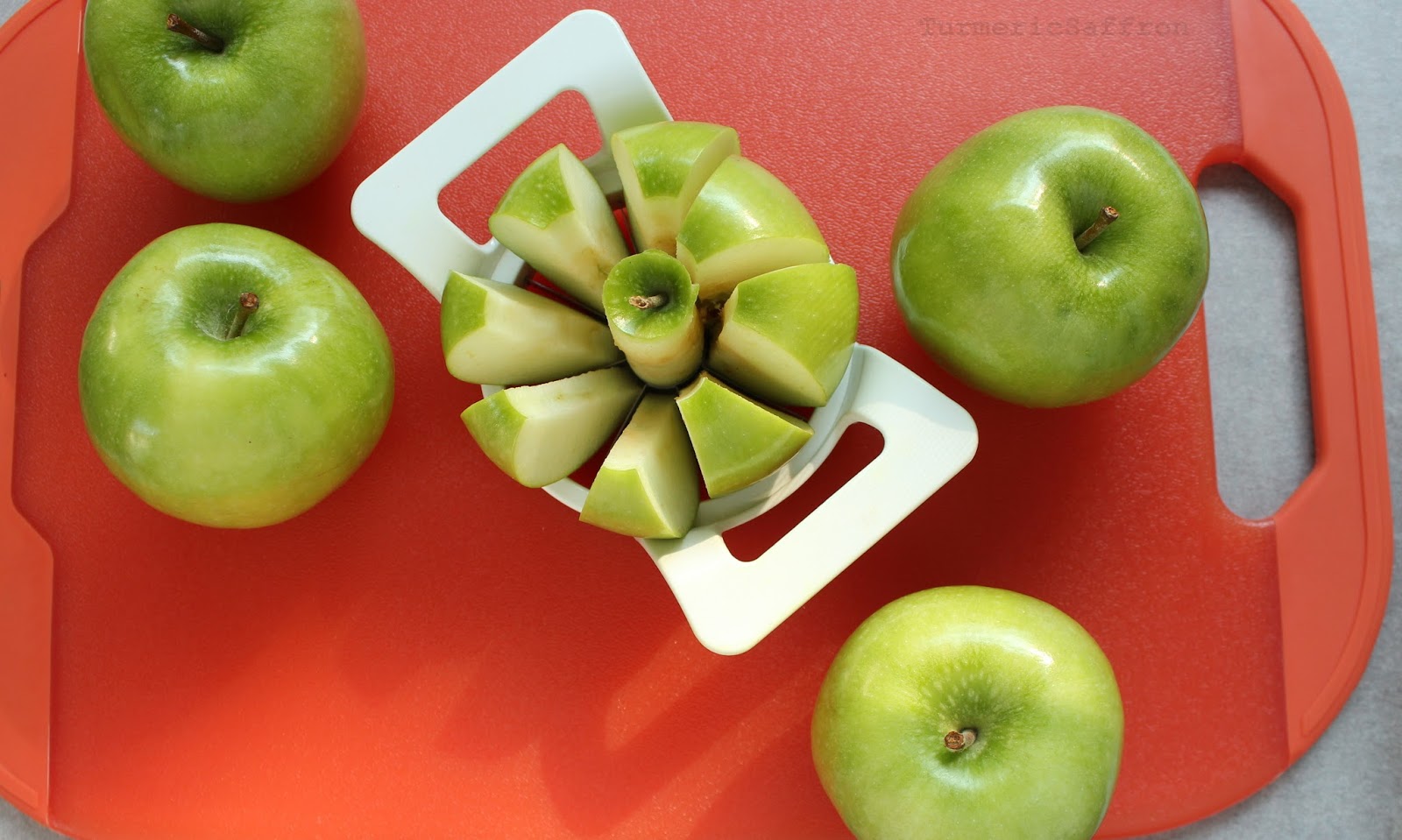 Turmeric & Saffron: Khoresh Sib o Gheysi - Persian Apple Stew with ...