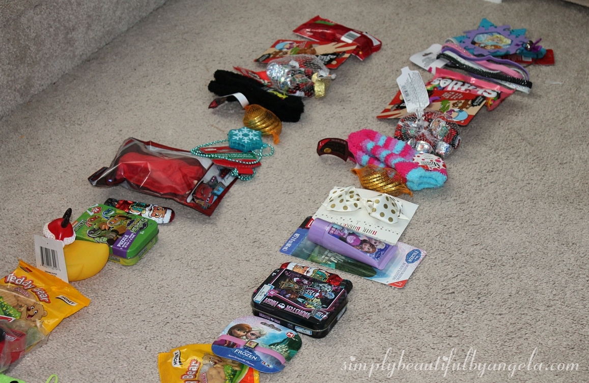 Christmas Ribbon Advent Calendar Using Dollar Store Items