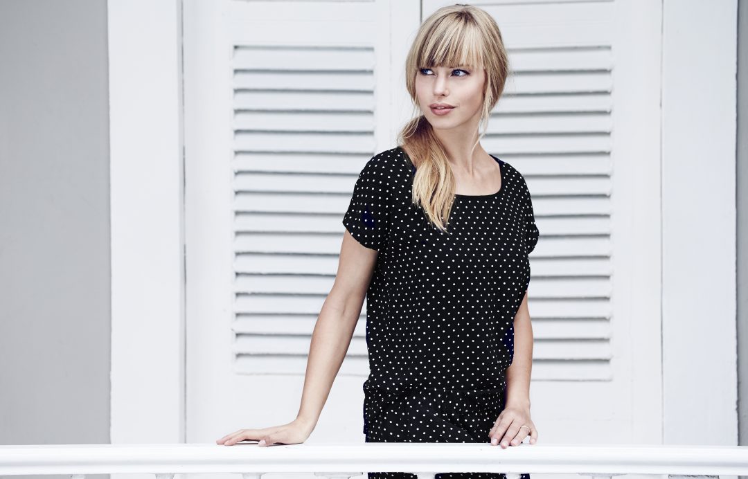 Emma – Live Preview