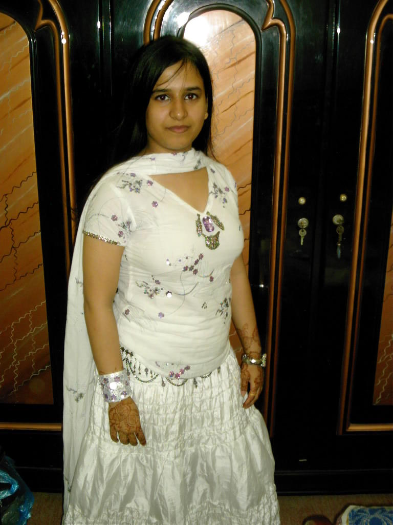 Beautiful Desi Girls Girls Dance In Party