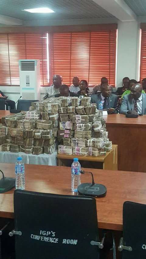 POLICE DISPLAYS ALLEGED N111M GIVEN TO INEC OFFICIALS BY GOV WIKE | CKN ...