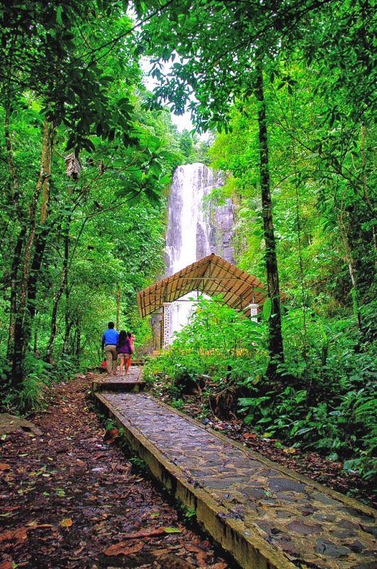 Tunan Waterfall, Natural Charming Waterfall in the North Minahasa