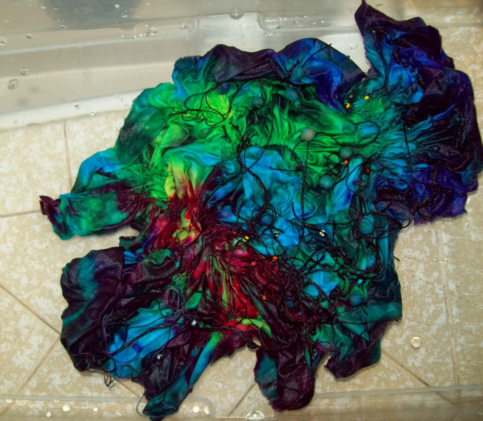 Jeanne Aird's Art Fabric and Quilts: Nui Shibori (Stitched Resist)