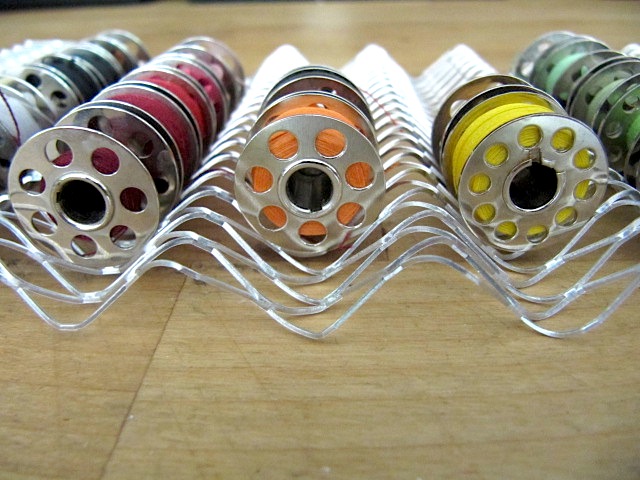 Sew Many Ways...: Tool Time Tuesday...Hot Dog Bobbin Rack