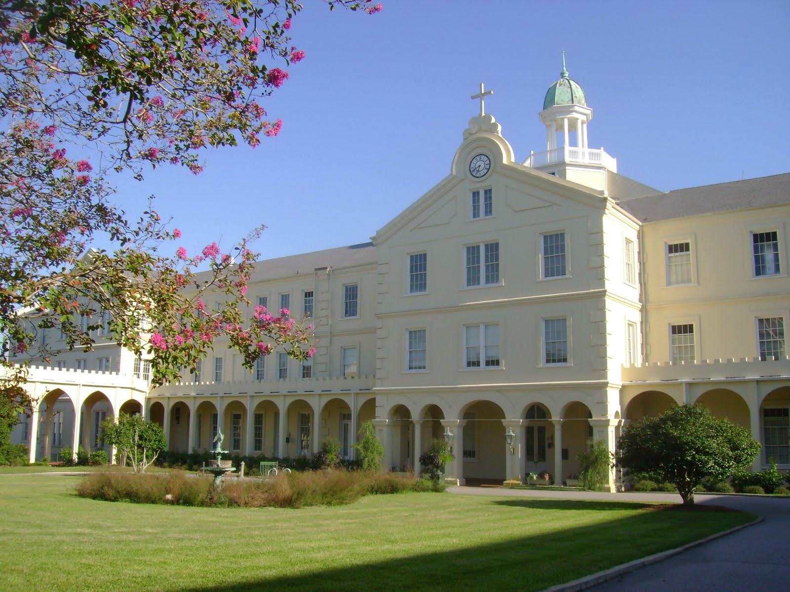 From Rome to Home: My life in Mobile, Alabama: Spring Hill College