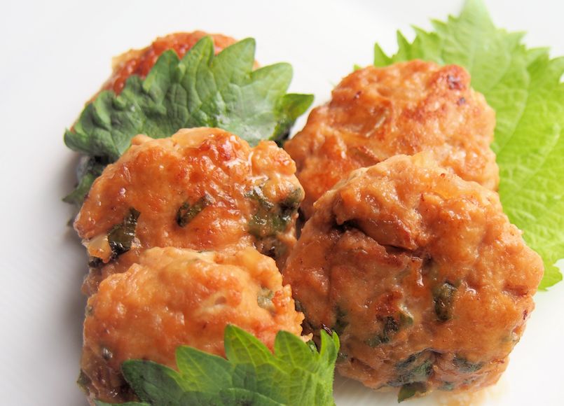 Teinei Gohan: Recipe: Shiso Tsukune : Chicken Meatball