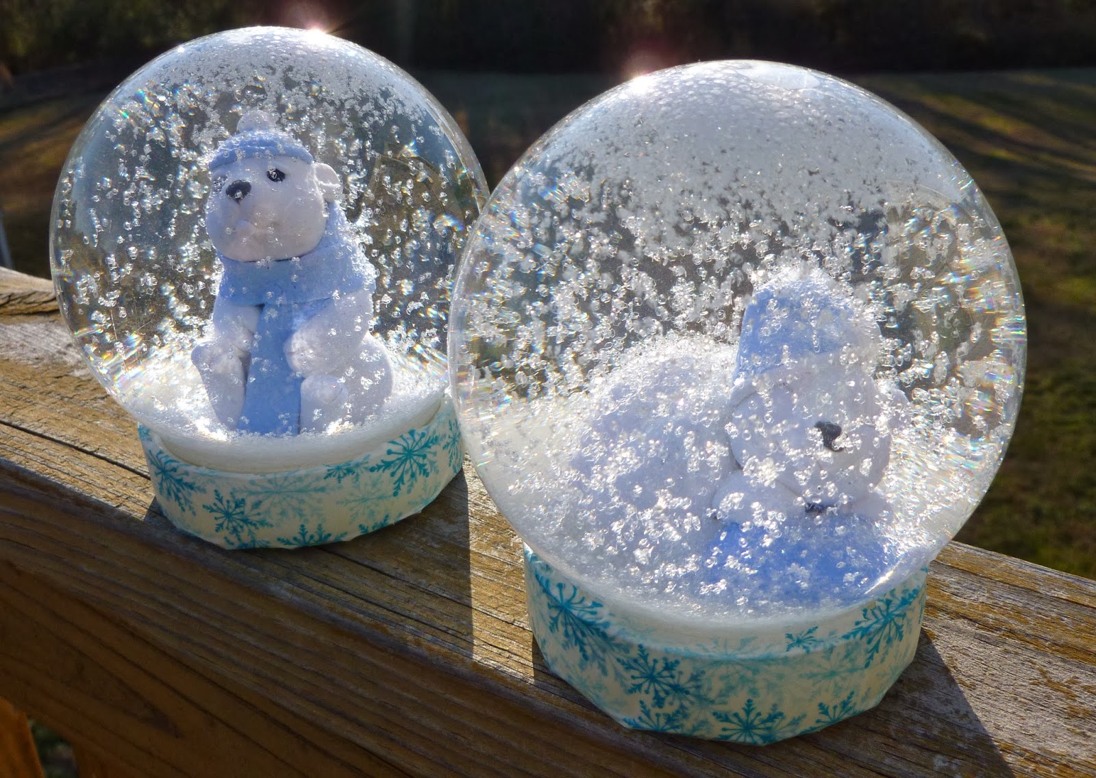 Mystic Reflections: DIY SNOW GLOBES!!!