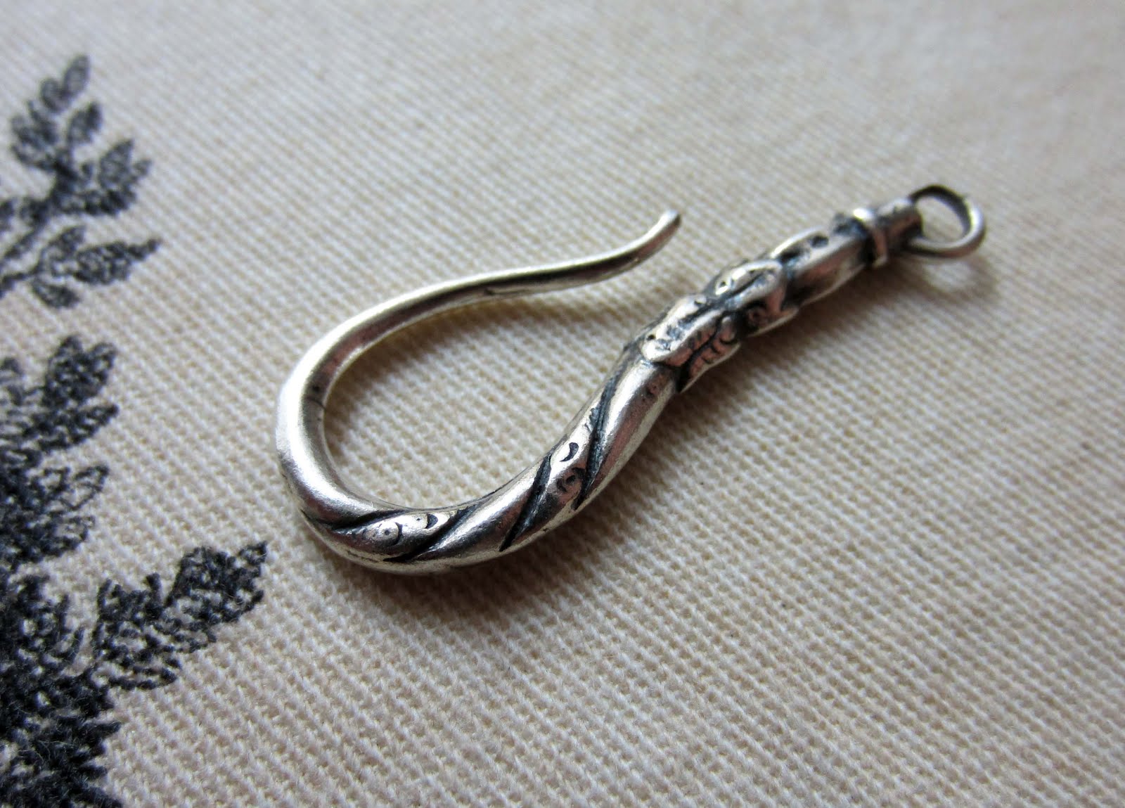 The French Circus: I'm Hooked!