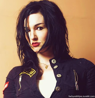 Pop Sequentialism: Lindsey Way: Raw & Uncut