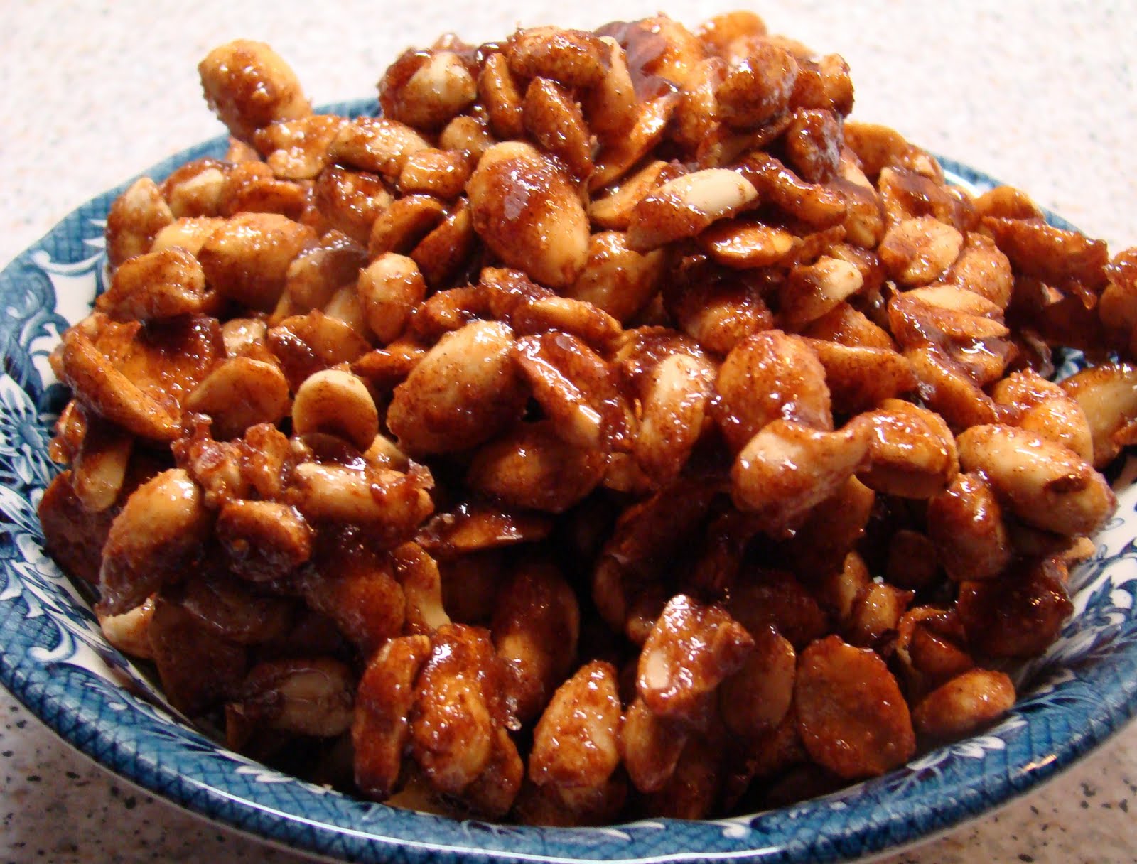 Bitītes blogs: Karamelizēti riekstiņi